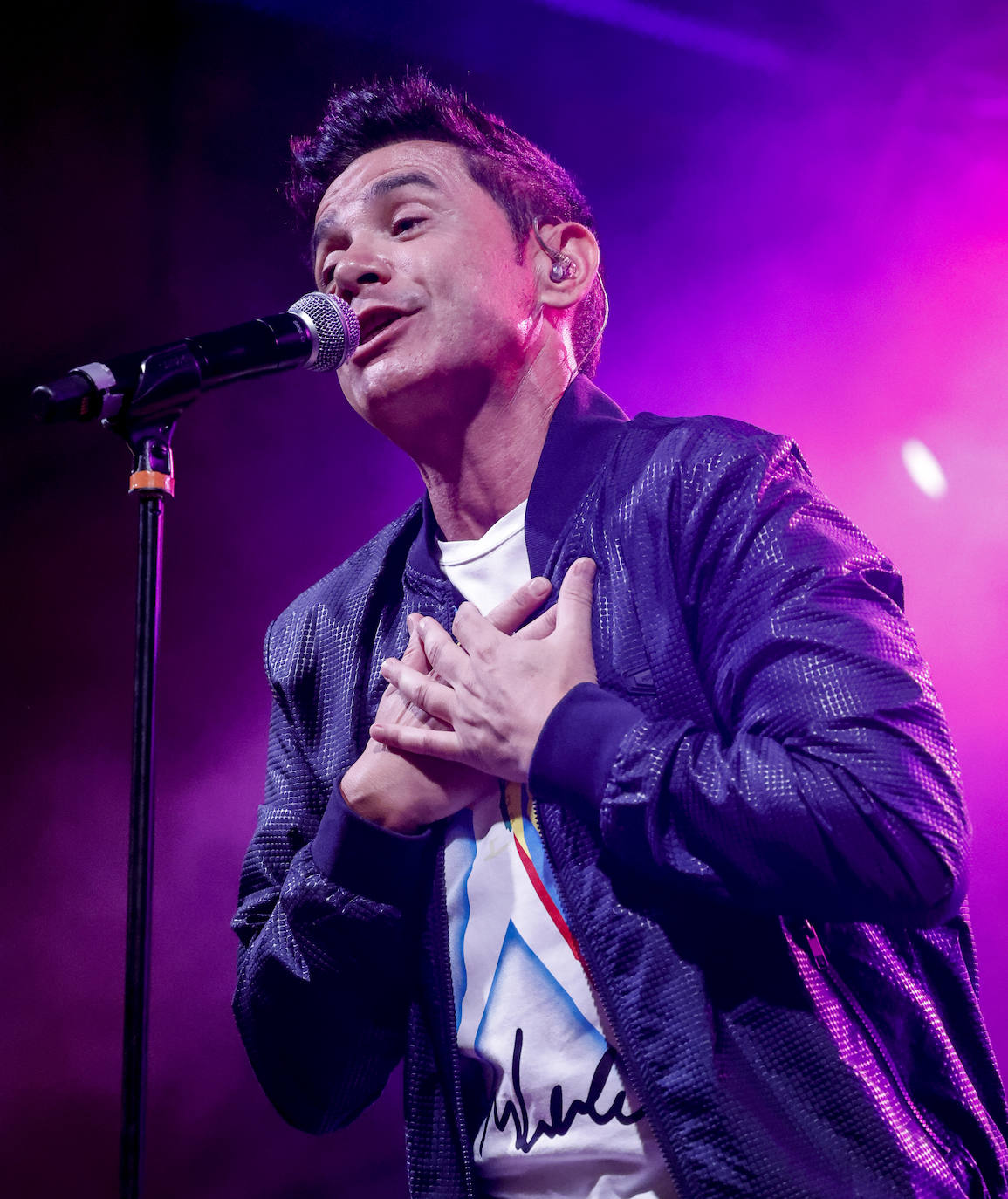 Fotos: Las mejores imágenes del concierto de David Civera en la plaza ...