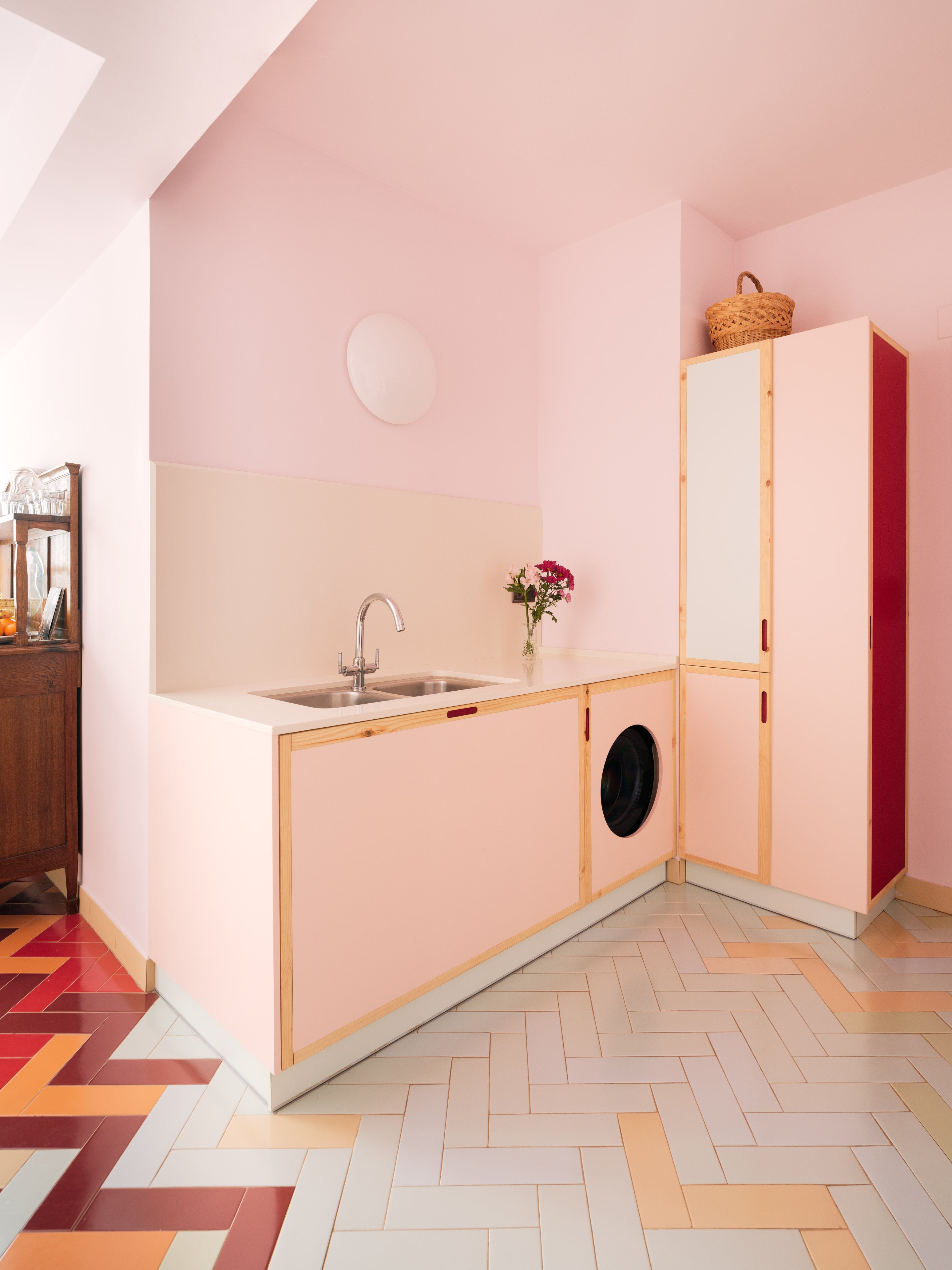 Fotos: Una coqueta casa rosa en el centro de Bilbao reformada con un ...