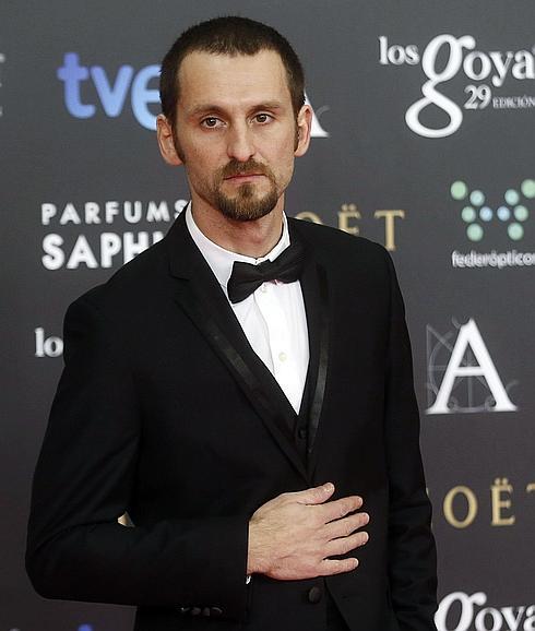 'Velvet' ficha a Raúl Arévalo | El Correo